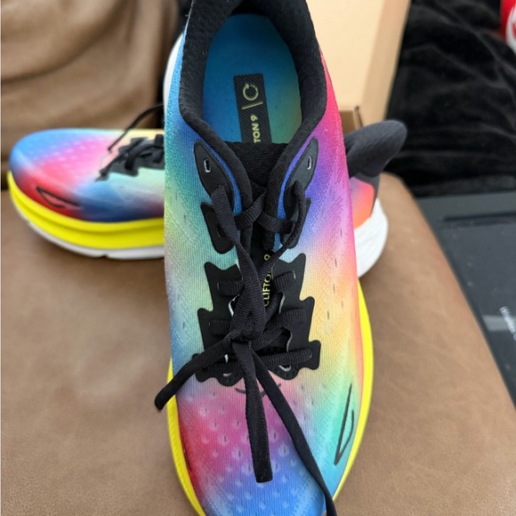 Hoka | Shoes | Brand New Hoka Clifton 9 With Rainbow Gradient Insole ...